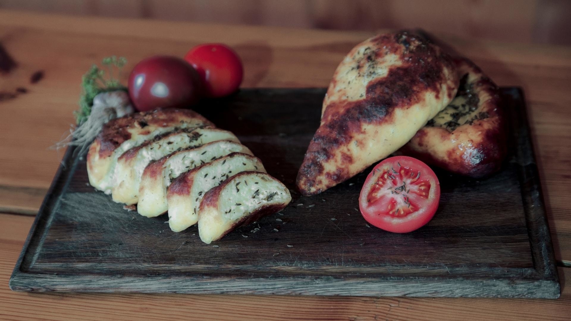 Keptas baltasis sūris Augų ūkyje | Atostogos kaime