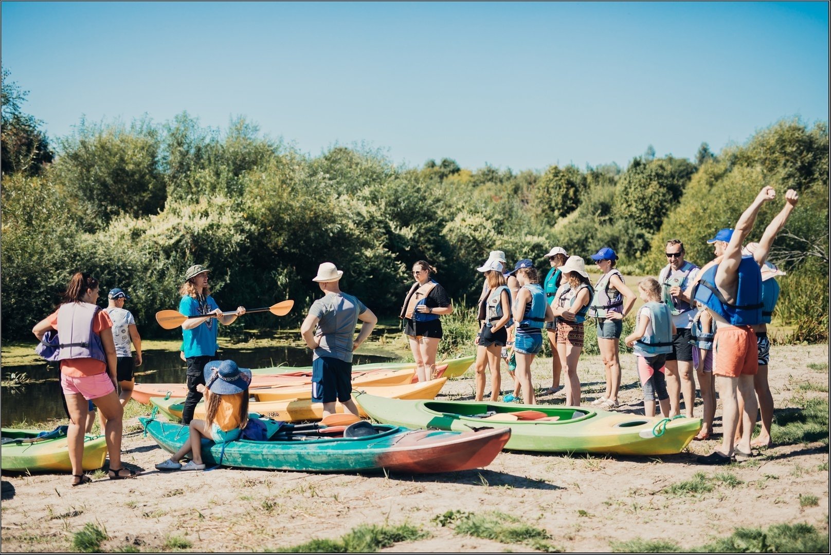 Plaukimas baidarėmis Minijos upe | Atostogos kaime